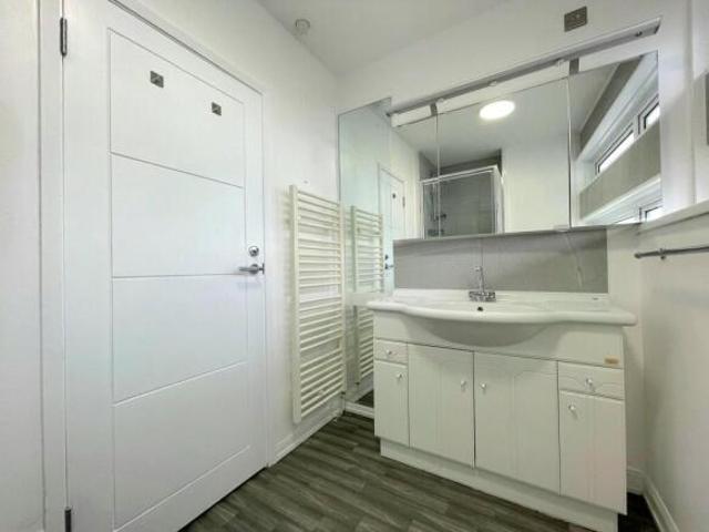 3 bedroom apartment for sale in Admirals Walk, West Cliff Road, Bournemouth, Dorset, BH2