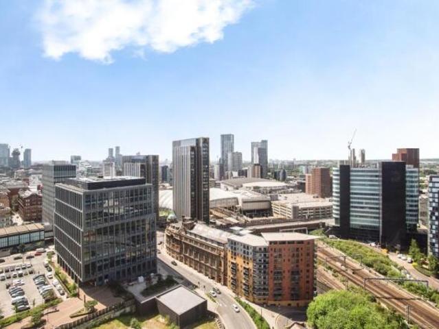 3 bedroom apartment for sale in Aspin Lane, Manchester, M4