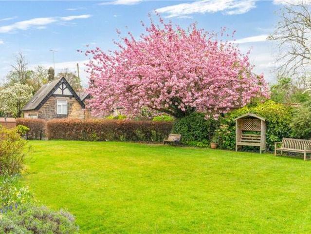 3 bedroom apartment for sale in Burton Crescent, Leeds, West Yorkshire, LS6