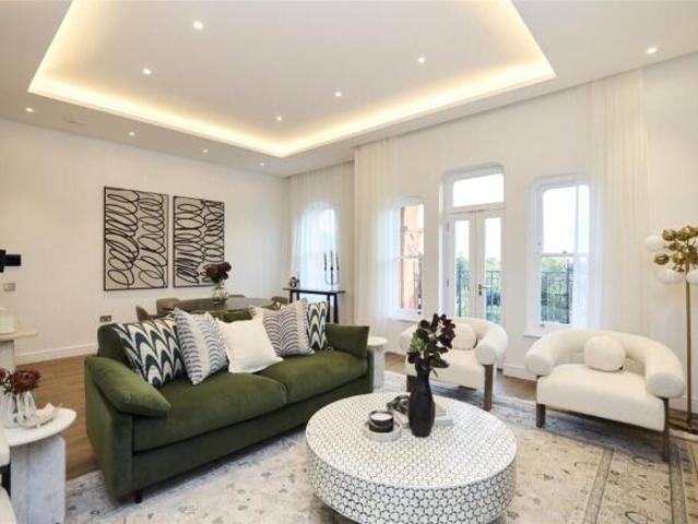 3 bedroom apartment for sale in Bayswater Road, London, W2
