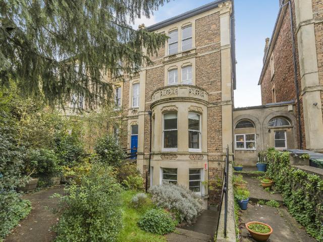 3 bedroom apartment for sale in Beaufort Road, Clifton, Bristol, BS8