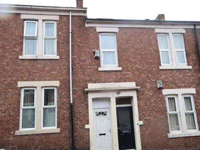3 Bedroom Apartment For Sale In Benwell, Newcastle Upon Tyne