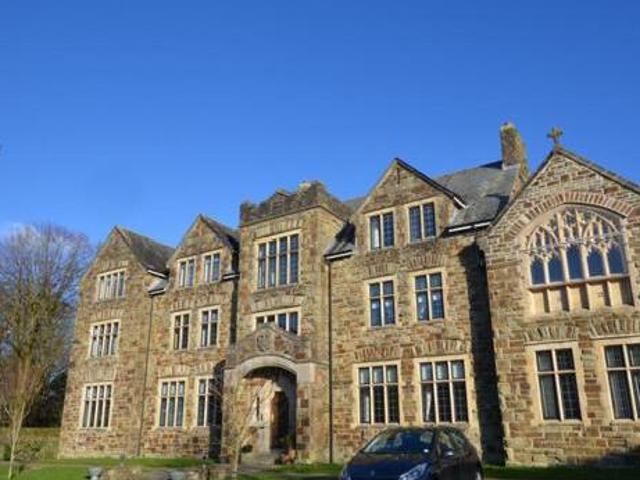 3 Bedroom Apartment For Sale In Bodmin, Cornwall