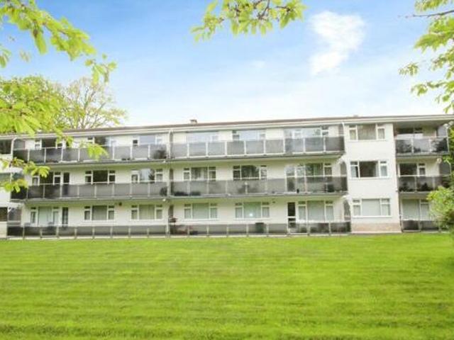 3 Bedroom Apartment For Sale In Bournemouth, Dorset