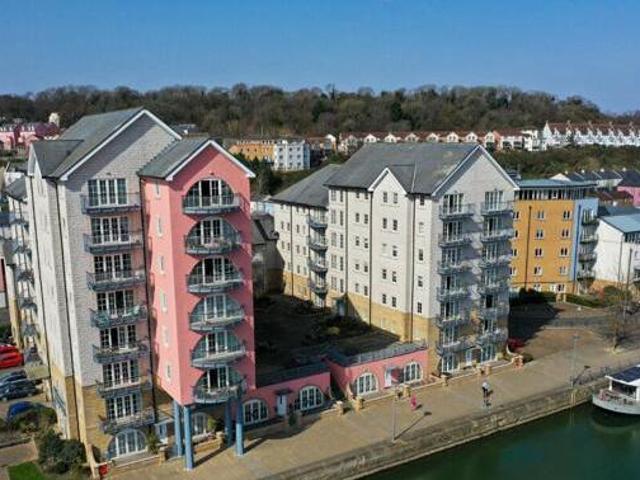 3 Bedroom Apartment For Sale In Bristol, Somerset