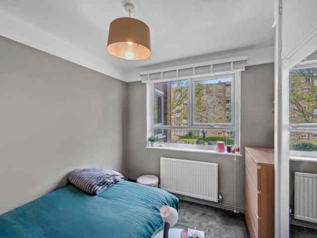 3 bedroom apartment for sale in Brondesbury Road, London, NW6