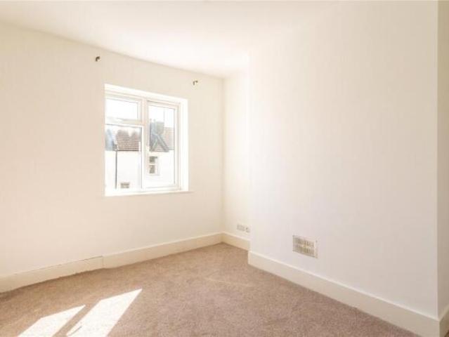 3 bedroom apartment for sale in Caledonian Road, Brighton, East Sussex, BN2