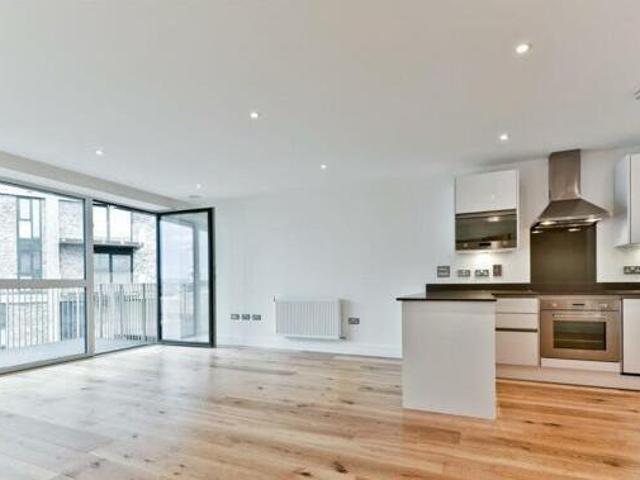 3 Bedroom Apartment For Sale In Canning Town