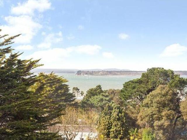 3 Bedroom Apartment For Sale In Canford Cliffs, Poole