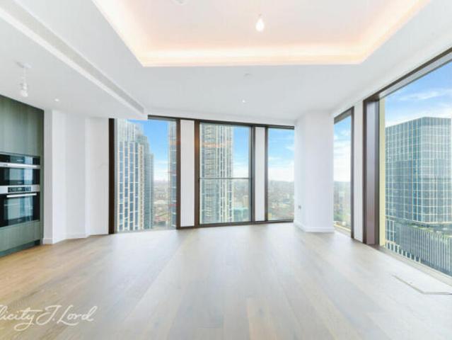 3 bedroom apartment for sale in Carnation Way, London, SW8