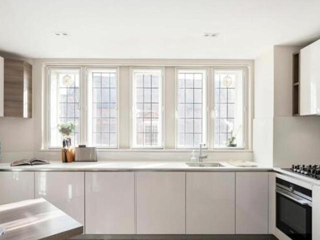 3 Bedroom Apartment For Sale In Chelsea