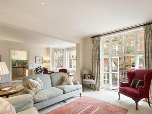 3 Bedroom Apartment For Sale In Chelsea