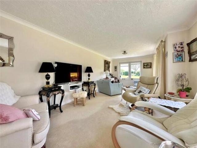 3 bedroom apartment for sale in Chesterfield Road, Meads, Eastbourne, BN20