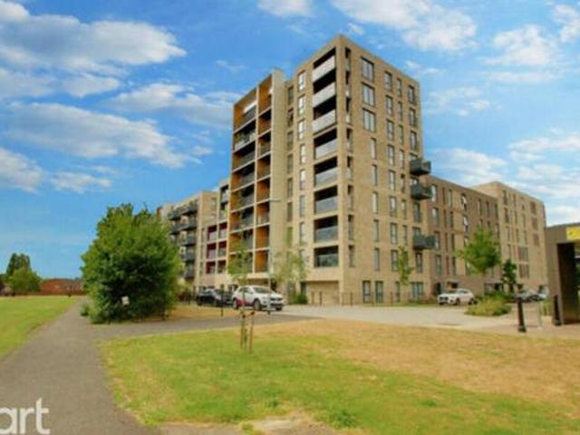 3 Bedroom Apartment For Sale In Chronicle Avenue