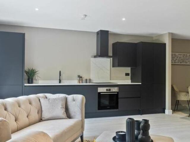 3 Bedroom Apartment For Sale In City Green