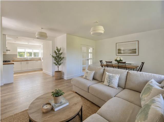 3 bedroom apartment for sale in Clarendon Court 16 Clarendon Road, Bournemouth, BH4