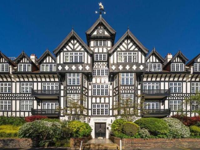 3 bedroom apartment for sale in Clifton Court, St John's Wood NW8