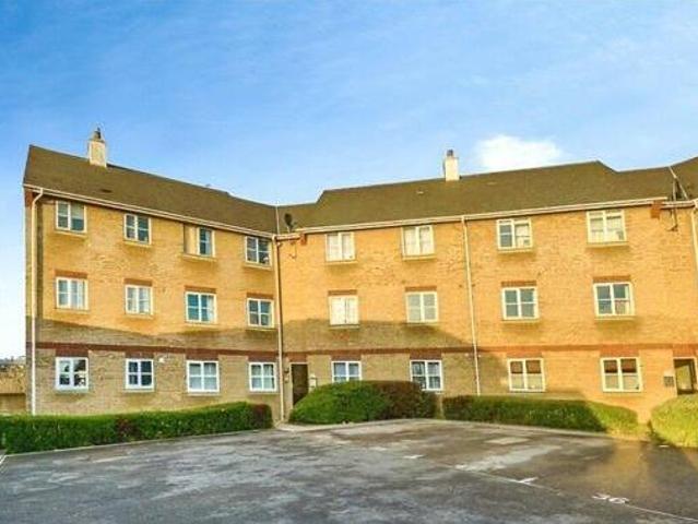 3 Bedroom Apartment For Sale In Colchester