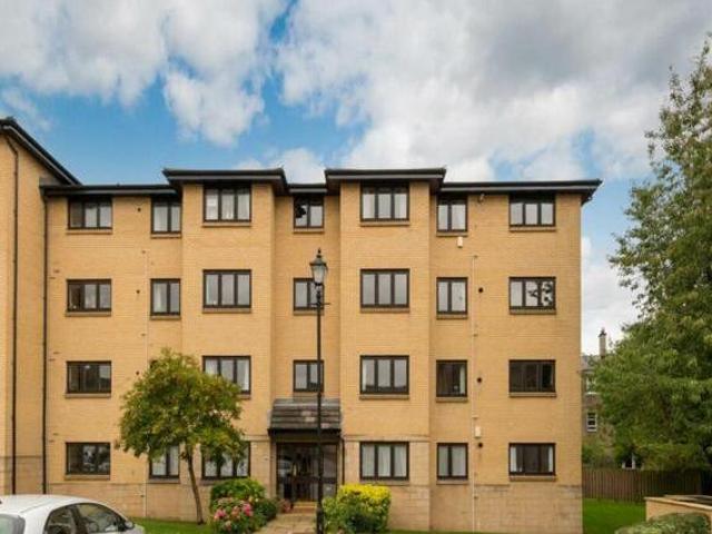 3 Bedroom Apartment For Sale In Comely Bank