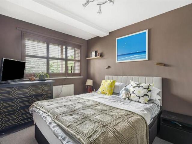 3 bedroom apartment for sale in Cortis Road, London, SW15