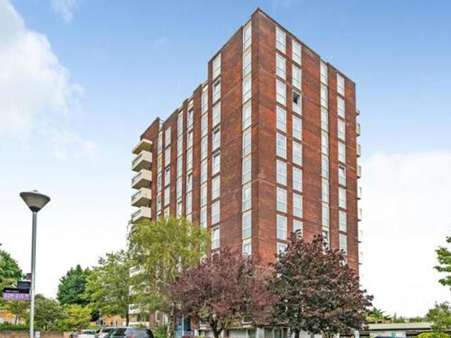 3 Bedroom Apartment For Sale In Croydon