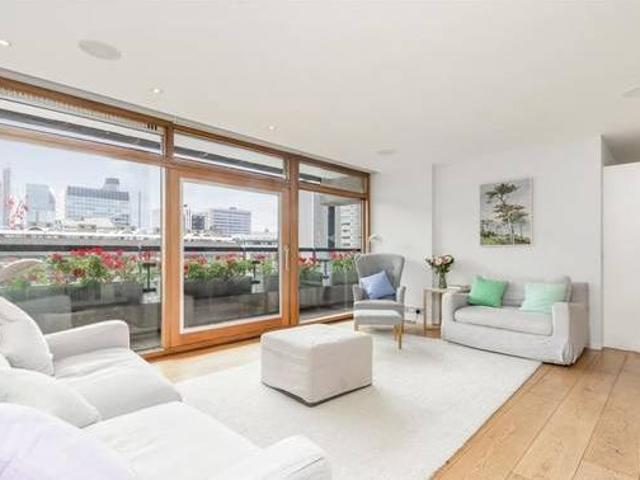 3 bedroom apartment for sale in Defoe House Barbican London EC2Y EC2Y