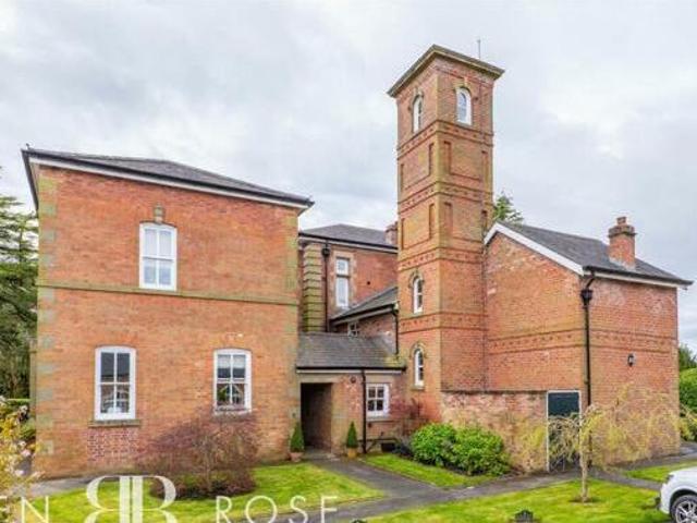 3 Bedroom Apartment For Sale In Euxton
