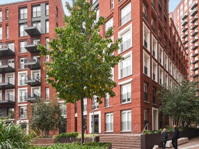 3 bedroom apartment for sale in Exchange Gardens, Vauxhall, SW8