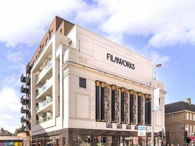 3 Bedroom Apartment For Sale In Ealing
