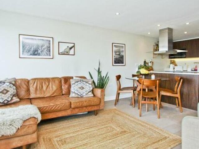 3 Bedroom Apartment For Sale In Eastcote