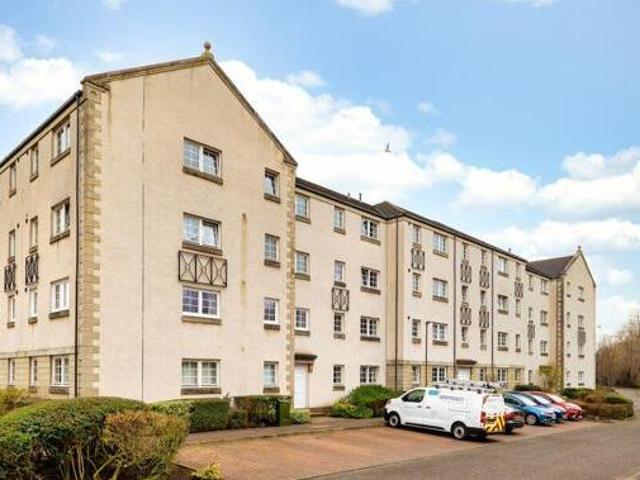 3 Bedroom Apartment For Sale In Edinburgh