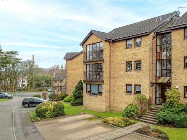 3 bedroom apartment for sale in Elderbank, Bearsden, G61