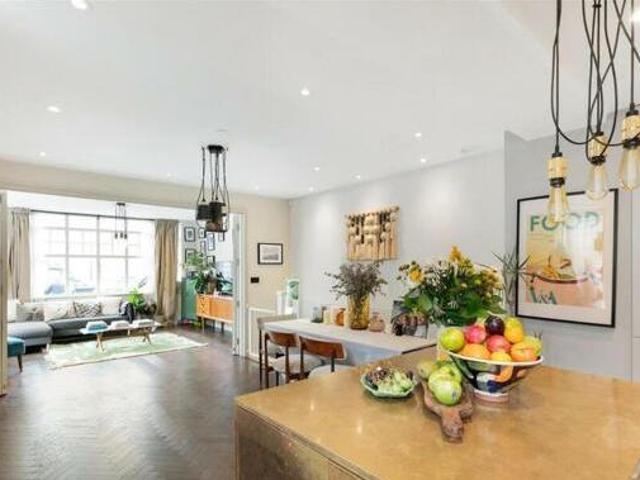 3 Bedroom Apartment For Sale In Fulham, London
