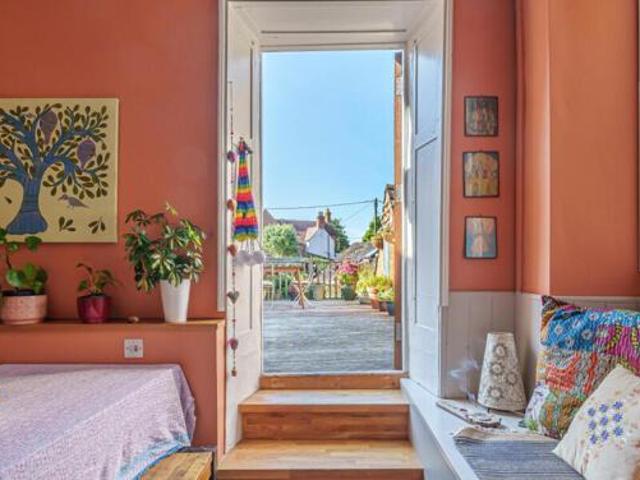 3 Bedroom Apartment For Sale In Faringdon, Oxfordshire