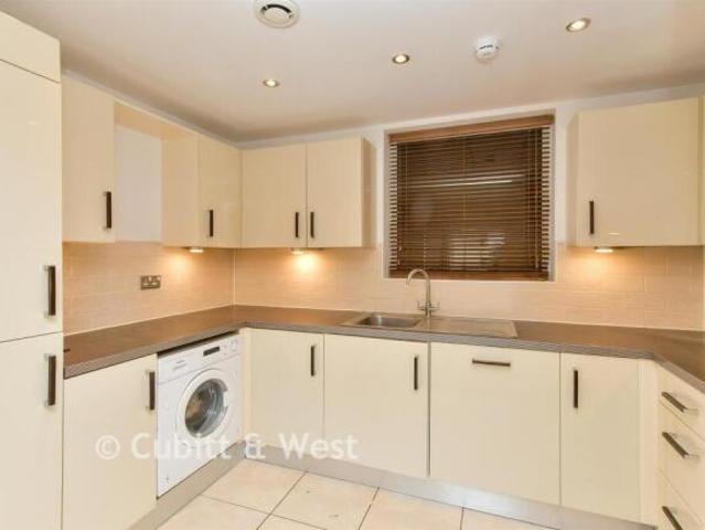 3 bedroom apartment for sale in Fleet Street, Brighton, East Sussex, BN1