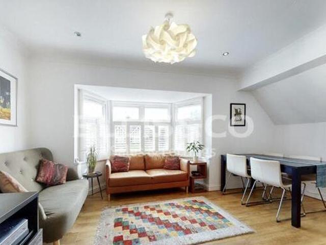 3 Bedroom Apartment For Sale In Golders Green