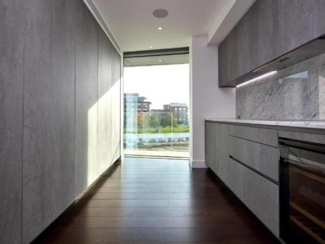 3 bedroom apartment for sale in Goldhurst House, Fulham Reach, Hammersmith, W6