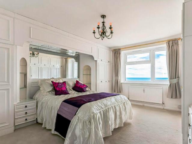 3 bedroom apartment for sale in Grove Road, Bournemouth, BH1