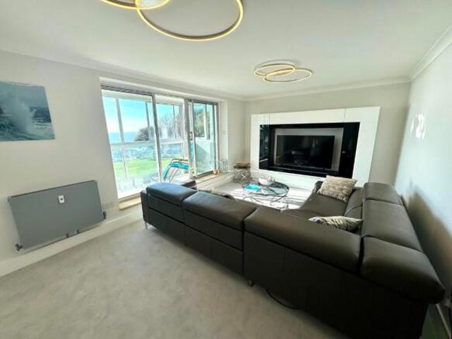 3 bedroom apartment for sale in Grove Road, Bournemouth, Dorset, BH1