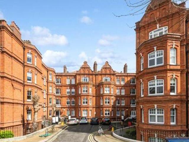 3 Bedroom Apartment For Sale In Hammersmith, London