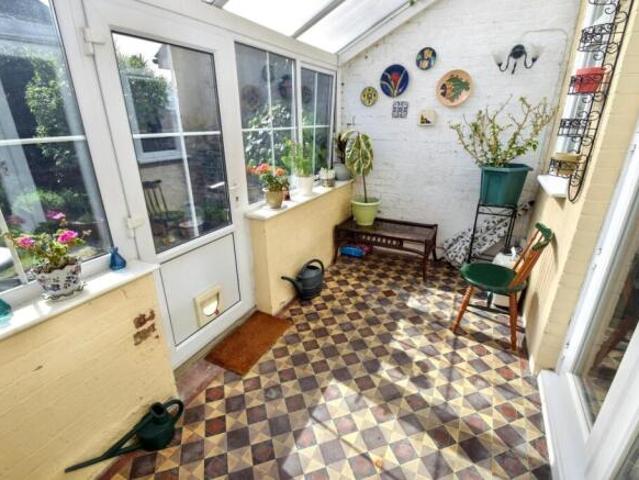 3 bedroom apartment for sale in Hartfield Road, Eastbourne, BN21