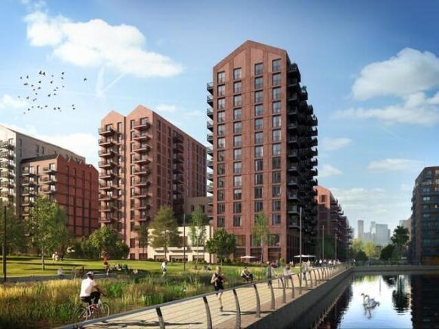3 bedroom apartment for sale in Heron Wharf, Leven Road, London, E14