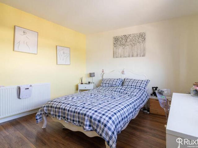 3 bedroom apartment for sale in Hobs Moat Road, Solihull, B92