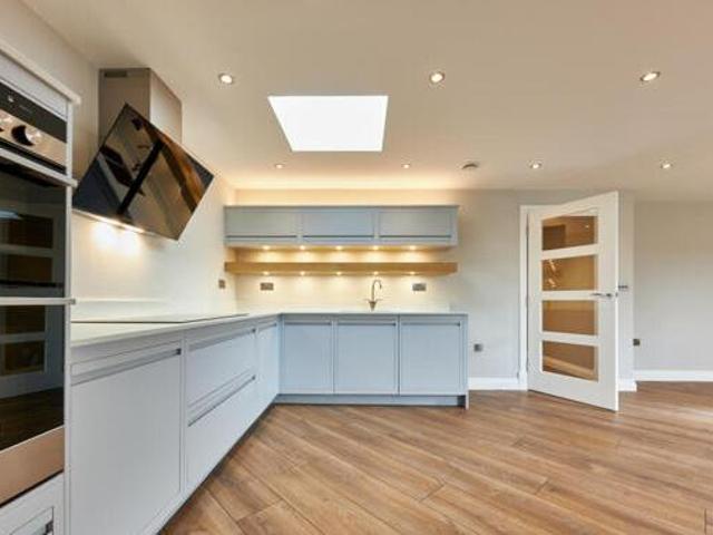 3 Bedroom Apartment For Sale In Holders Hill Road, London