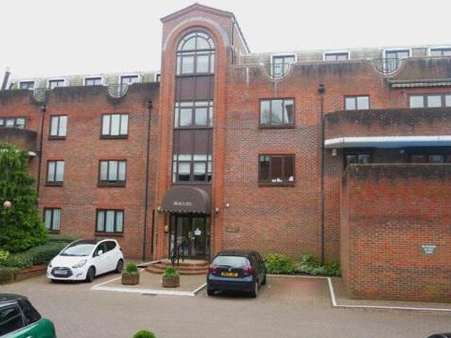 3 Bedroom Apartment For Sale In Holders Hill Road