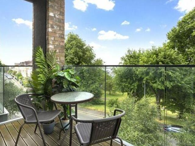 3 Bedroom Apartment For Sale In Hove, East Sussex
