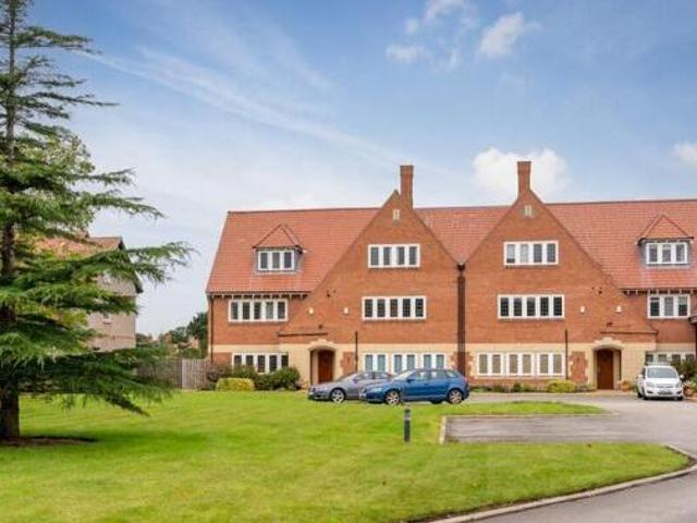 3 Bedroom Apartment For Sale In Hoylake