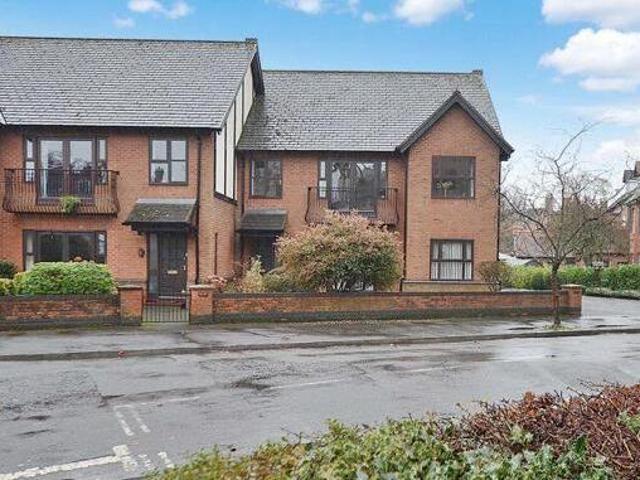 3 Bedroom Apartment For Sale In Iddesleigh Road