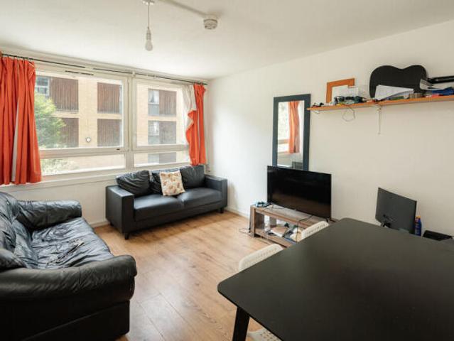 3 bedroom apartment for sale in John Ruskin Street, London, SE5