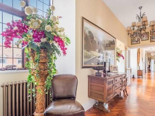 3 bedroom apartment for sale in King Edward Vii Apartments Kings Drive Midhurst GU29 GU29